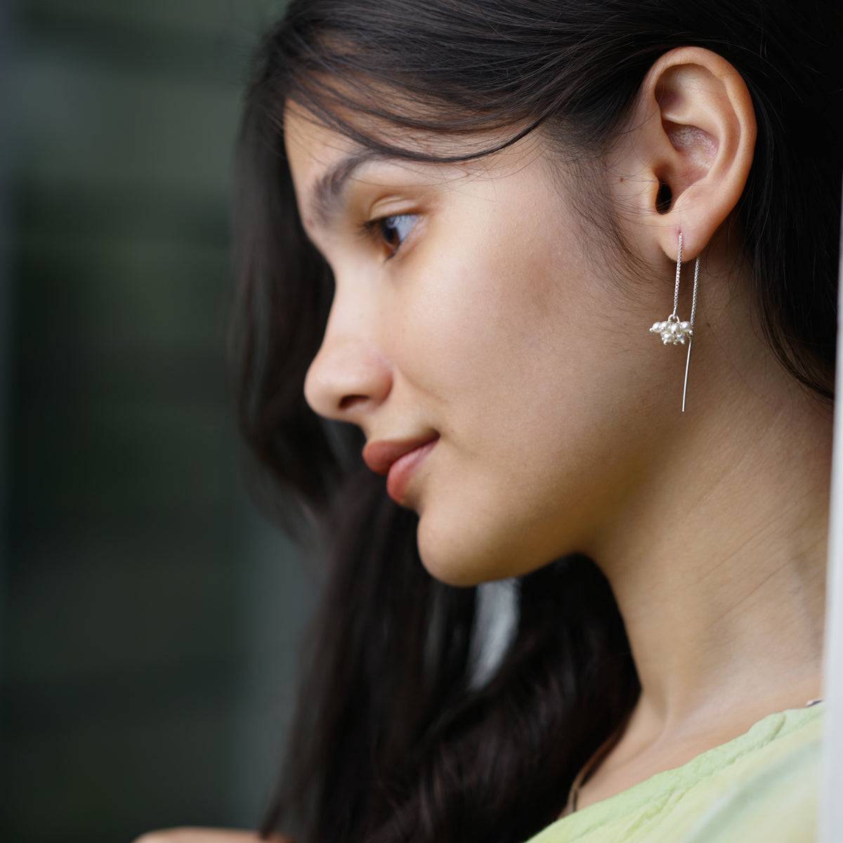 Sui Dhaaga Pearl Bunch Earrings - House of Aadyaa