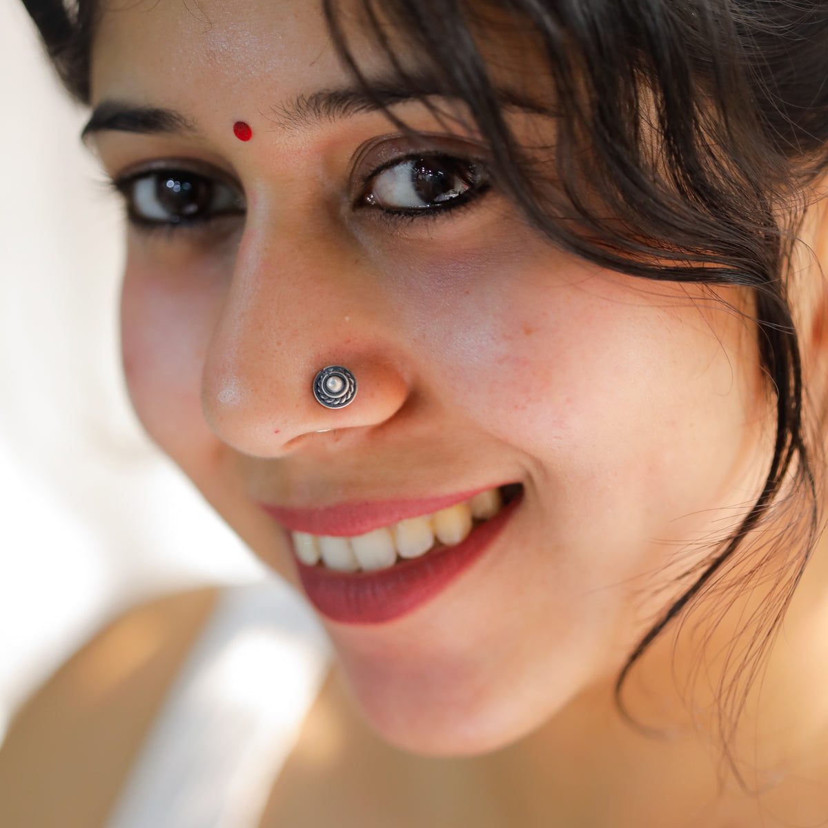 Buy Silver Dot Motif Nose Pin for Pierced Nose - House of Aadyaa