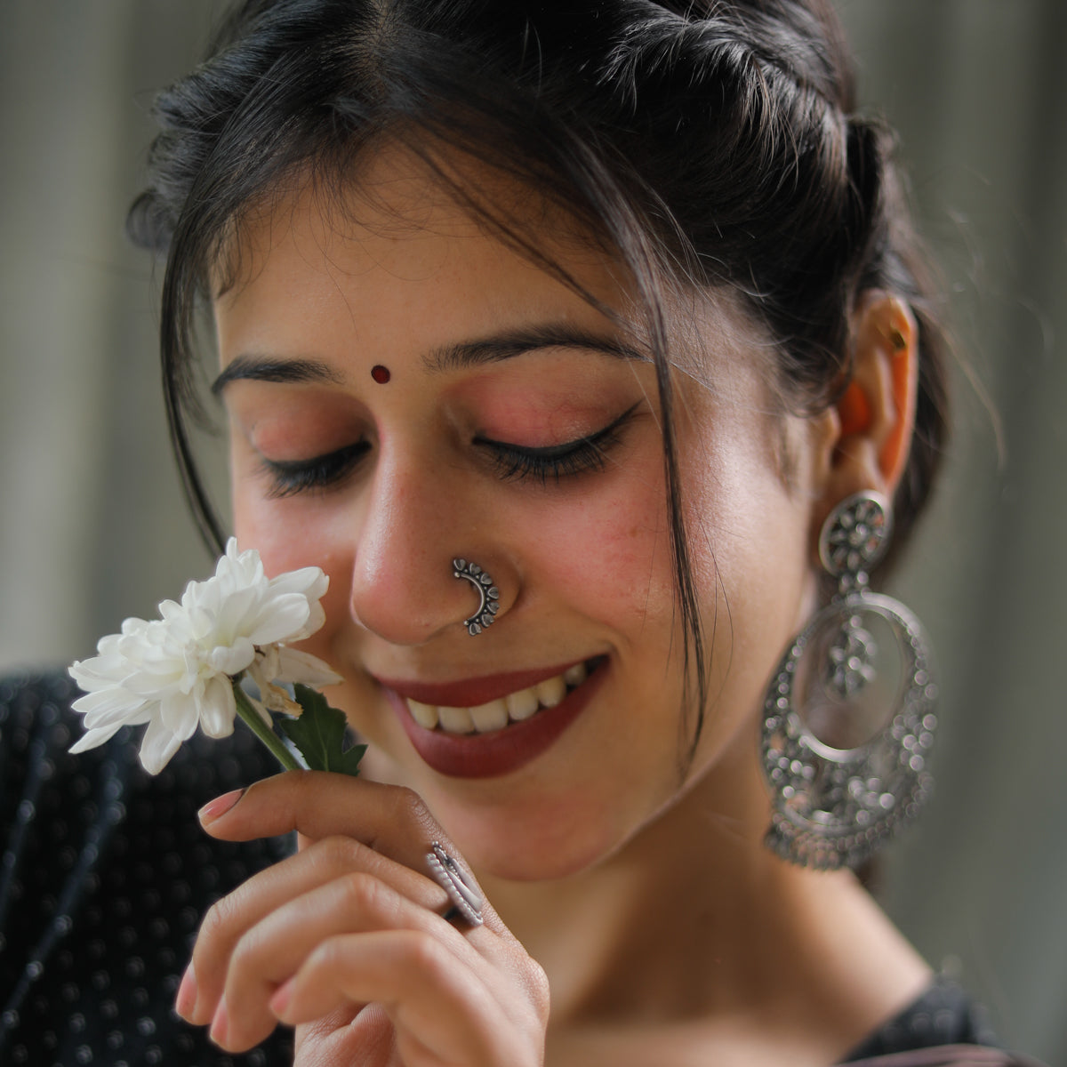 Elegant Silver Heart Nath (Left, Pierced) | 92.5% Silver - House of Aadyaa