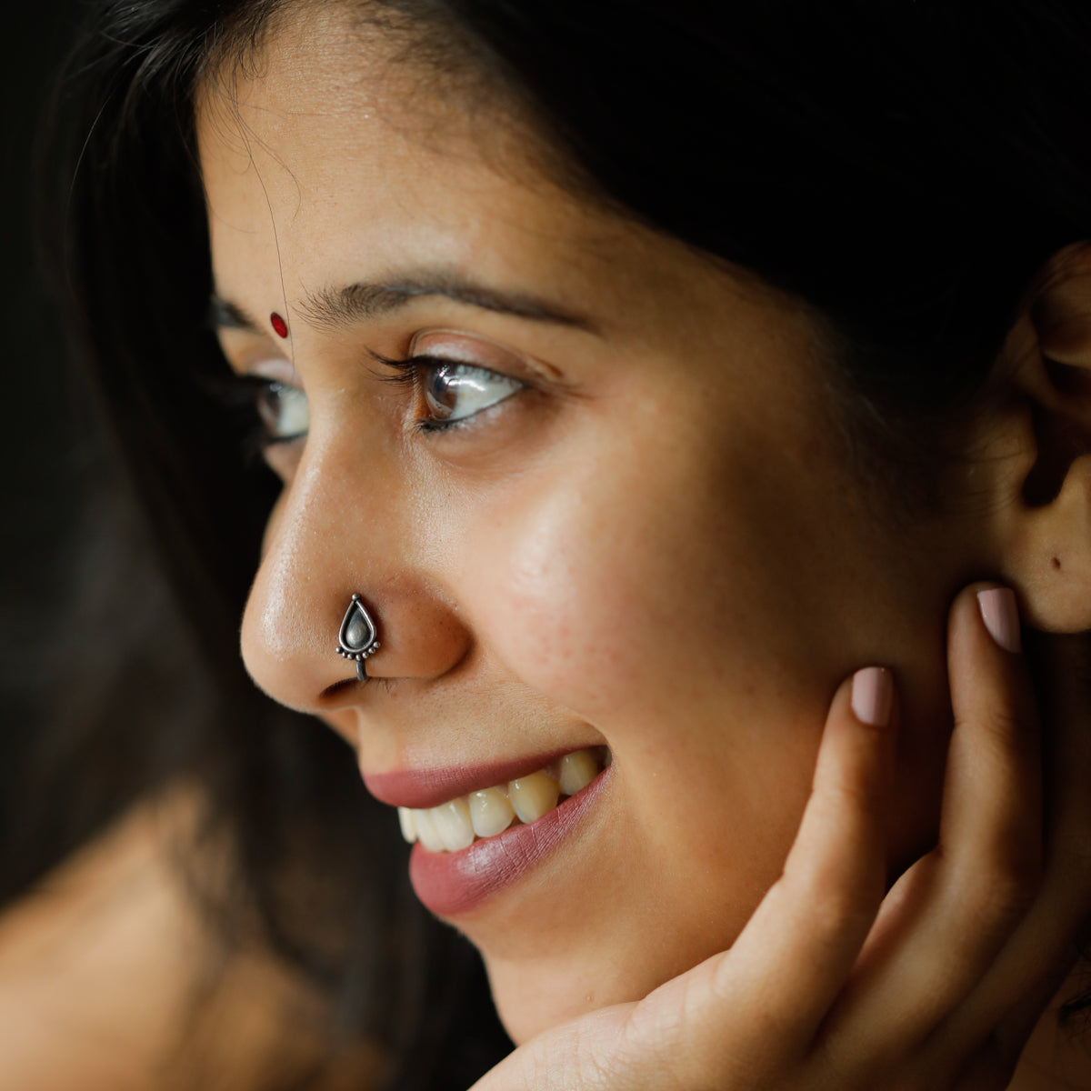 Handmade Silver Drop Shaped Nose Pin | House of Aadyaa